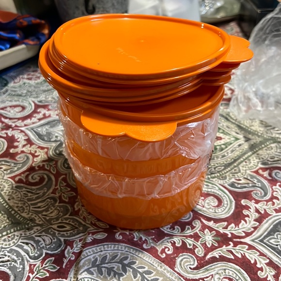 Tupperware | Kitchen | New In Package Set Of 5 Tupperware Containers ...